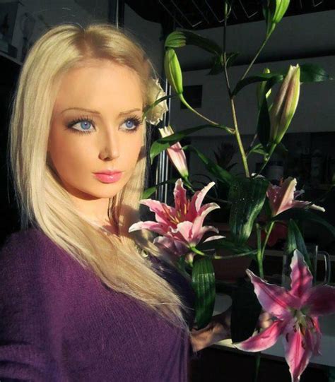 Barbie Russa 16 NE Sua Fonte De Cultura POP