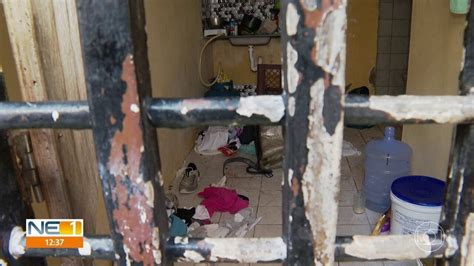 V Deo Mulher Morta A Facadas E Corpo Encontrado Na Casa Do