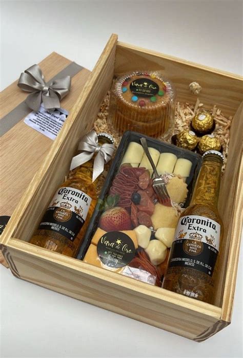 Pin By Yolisima On Regalos Wine Gift Box Ideas Birthday Gifts For