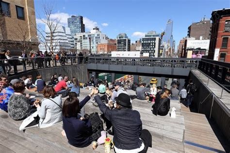 High Line Park El Lugar De Moda Para Pasear En Nueva York