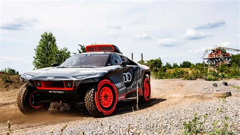 Audi RS Q e tron así es el coche de Carlos Sainz para el Dakar