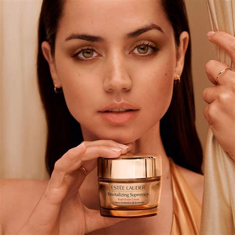 Revitalizing Supreme Youth Power Cream Tratamientos Faciales Est E