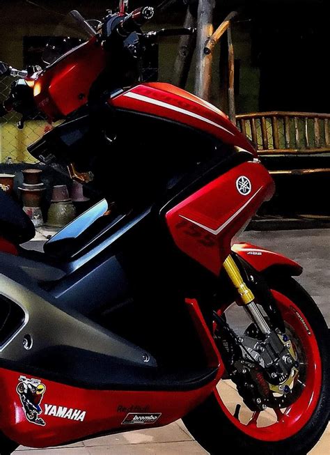Modifikasi Motor Aerox 155 Warna Merah