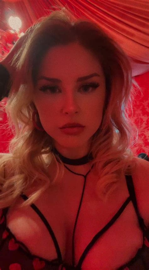Hussie Models On Twitter Rt Rileyreignxx 🎉🎉 My Of Is Just 3 For The Next 50 Subs🎉🎉