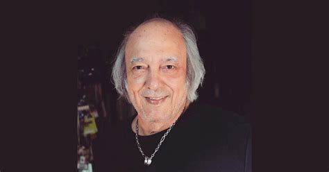 Erasmo Carlos conheça a história carreira e grandes sucessos do
