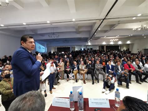 Armenta presenta su nuevo libro sobre el Litio y la Soberanía