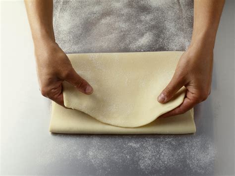 Comment faire sa pâte feuilletée maison conseils astuces et recettes