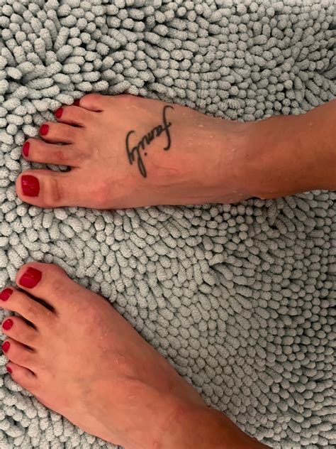 Dripping Wet With Fresh Feet Out Of The Shower Unlock For A Surprise Fun With Feet
