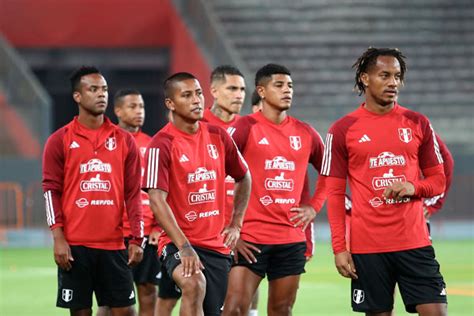 Lista de convocados de selección peruana para partidos con Bolivia y