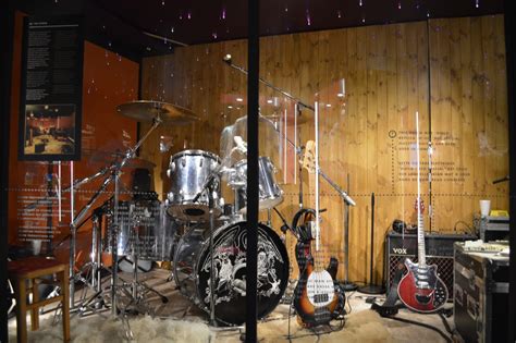 Tutustu 65 Imagen Queen Studio Experience Abzlocal Fi