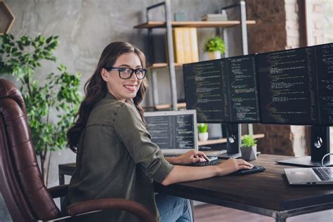 Fiche métier Développeur logiciel salaire étude rôle et compétence