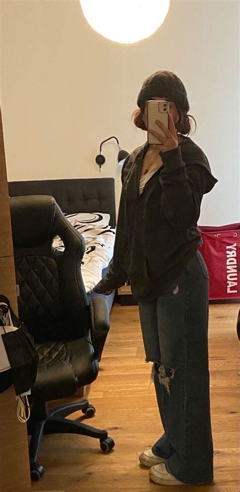 Baggy Outfits Girl Baggy Clothes Style Baggy Outfit Ideas Swaggy Outfits Teen Fashion
