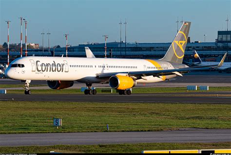 D ABOA Condor Boeing 757 330 WL Photo By Niclas Rebbelmund