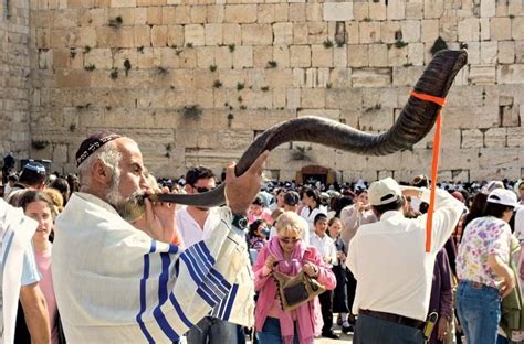 Shofar Meaning Horn Worship Judaism Britannica