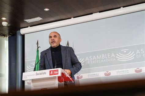 PSOE Extremadura El gobierno de coalición de María Guardiola ha