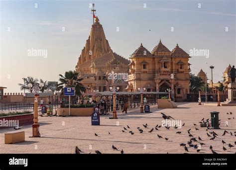 Somnath Temple Temple Of Lord Shiva First Among The Twelve Jyotirlinga