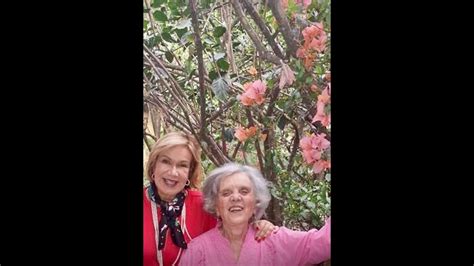 Guadalupe Loaeza Con Elena Poniatowska YouTube