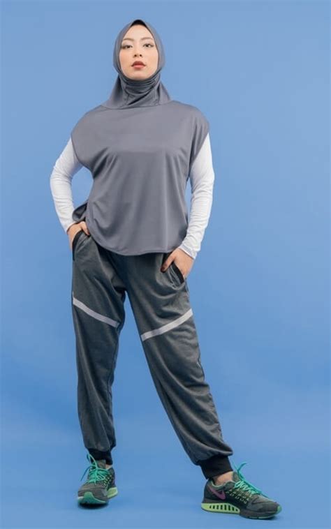 OOTD Jogging Hijab Tampil Sporty Tetap Nyaman