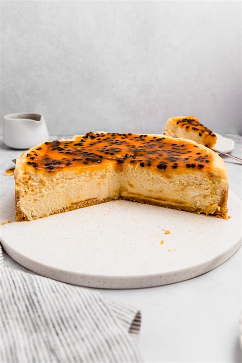 Cheesecake de Maracuyá al Horno Cremoso y Fácil Cravings Journal