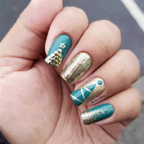 Uñas Navideñas sencillas y elegantes DISEÑOS 2020