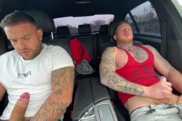 Andy Lee Andyleexxx And Big Liam Bigliamxxx Jerk Off Together In