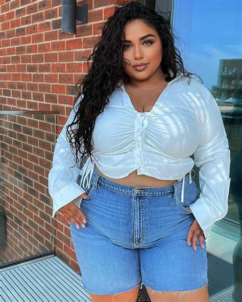 Daja Bio Wiki Facts Age Height Weight Measurement Photos Plus Size Model