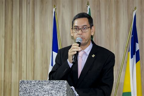 AMELÍA RODRIGUES Durante Sessão vereador José Silveira apresenta