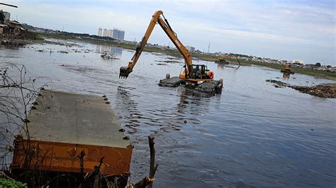 Foto Proyek Waduk Pluit Mulai Menampakkan Hasil Positif
