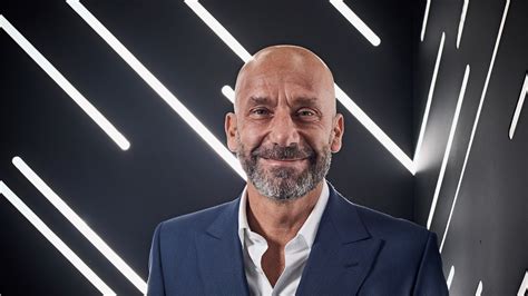 È morto Gianluca Vialli quell abbraccio per sempre Vanity Fair Italia