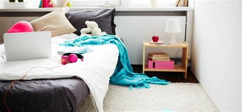 8 astuces pour enfin apprendre à ranger sa chambre Plan De Travail