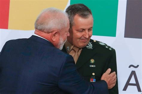 Lula marca nova data para almoço generais do Exército Metrópoles