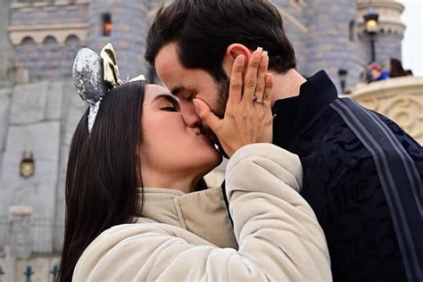 Vídeo Matteus Amaral pede Isabelle Nogueira em casamento Metrópoles