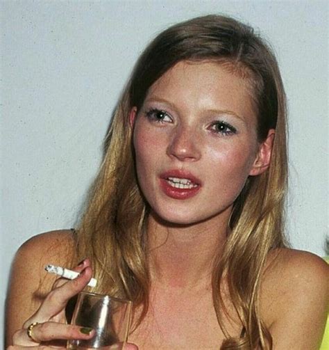 Lully Kate Moss Smoking