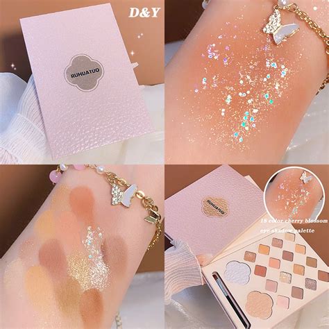 RUHUATUO Sakura 18 Color Eyeshadow Palette Shimmer Nude Glitter
