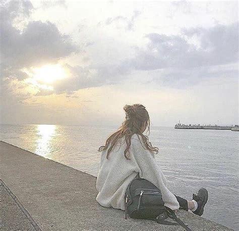 Hình ảnh chụp sau lưng buồn Friend vn