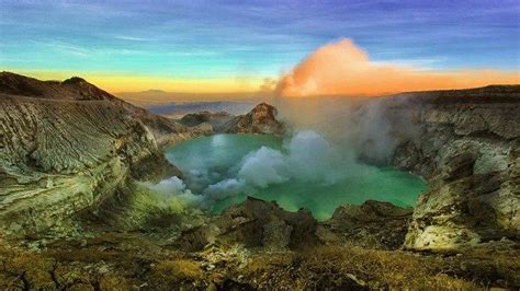 Paket Tour Ke Tempat Wisata Populer Di Banyuwangi Kawah Ijen Dan