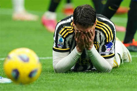 Juventus Guai Per Allegri L Infortunio Serio I Tempi Di Recupero
