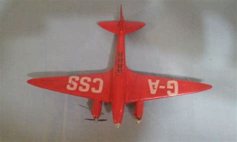De Havilland DH 88 Model Airplane Collection