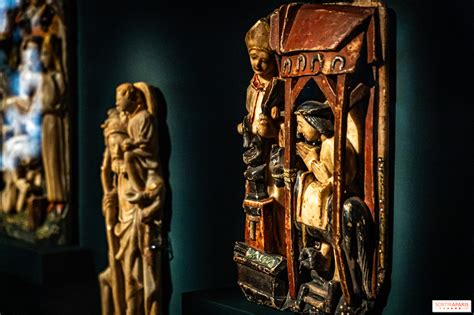 Trésors médiévaux du Victoria Albert Museum lexposition unique à l
