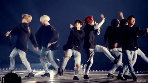 171208 BTS WINGS TOUR in seoul 봄날 정국 jk YouTube