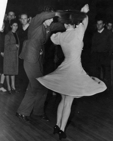 1930s Swing Dance
