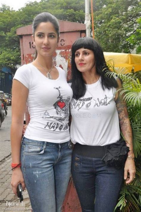 Katrina Kaif Looked Stunning In T Shirt Jean