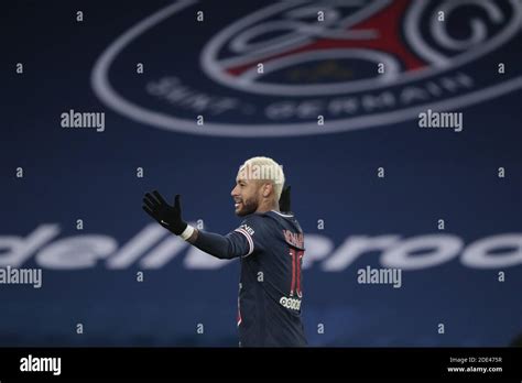 Neymar Da Silva Santos Junior Neymar Jr PSG Reacted During The
