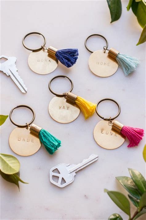 Amazing And Cheap Diy Keychain Ideas Diycraftsguru