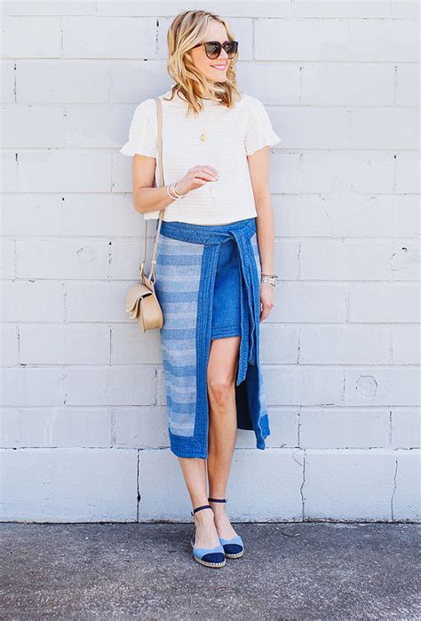 How To Wear A Denim Skirt 13 Outfit Ideas To Copy Now StyleCaster