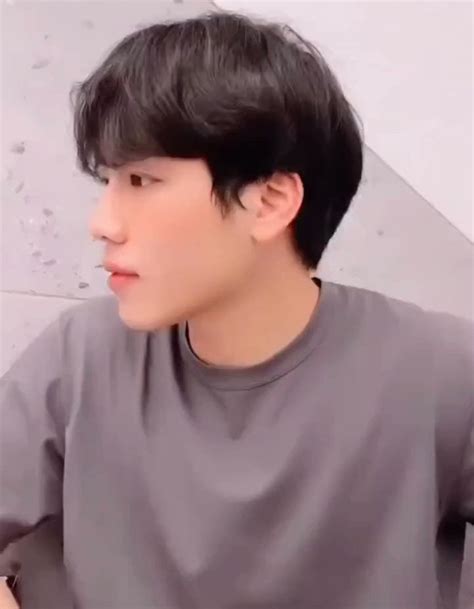 på Twitter RT snap yw เหมนตกตาทอยหนารถเลย ออ สายหวด