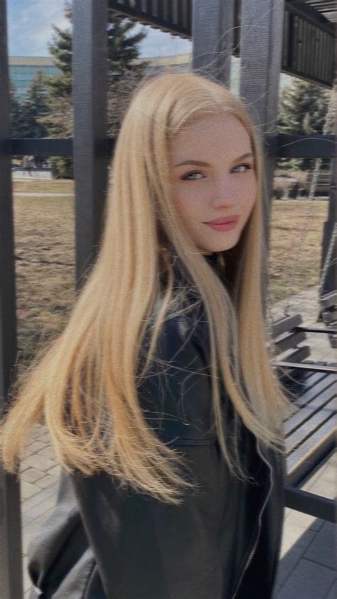 Pin By Aline Andrade On Cabelo In Blonde Hair Girl Cool Blonde