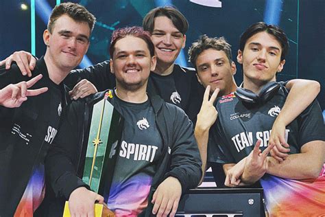 Team Spirit команда из русских и украинцев второй раз в истории