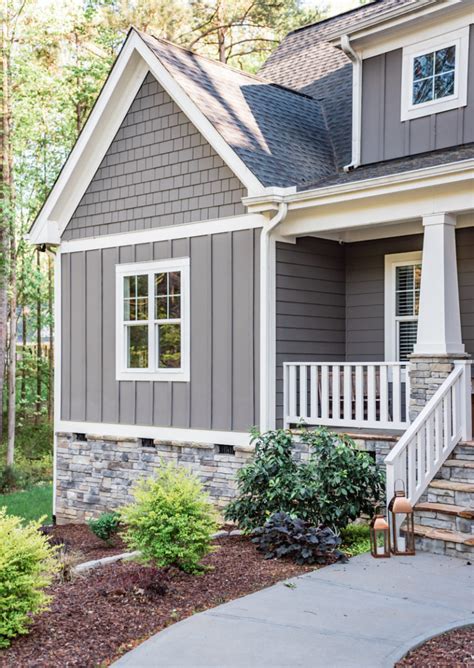 Vinyl Shake Siding Accents For An Exterior Renovation Craftivity Designs
