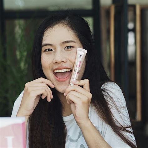 อยากสดใสเหมอนหนจน ใชกนแดดโจลฮอลกนนะคะ รววกนแดดโจลฮอลล jolieholly